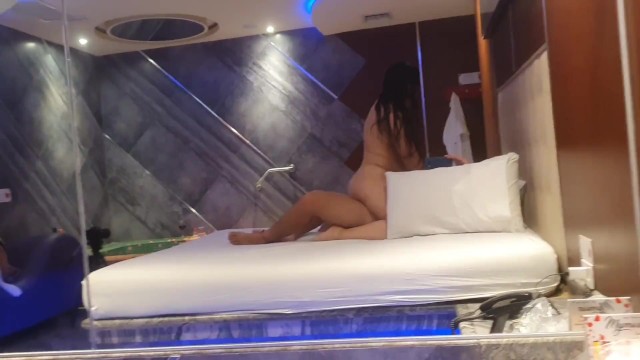 Mi Hermanastra And Su Mejor Amiga Aceptan Tener Sexo Sin Condon En