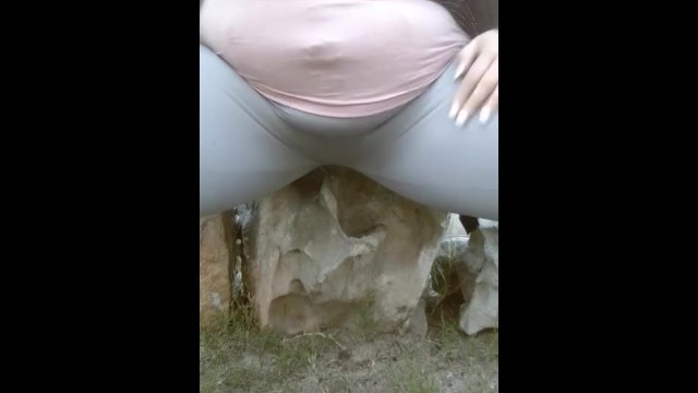 Bbw Milf Pissing Tights Outdoors