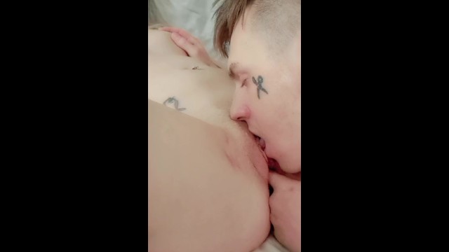 Eating Her Pussy Till She Cums