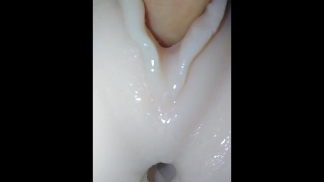 强迫性地操我的阴户，直到它变成一个乳脂荡妇 性玩偶