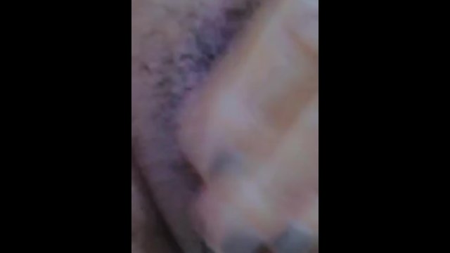 Acariciando Meu Clitóris Grande
